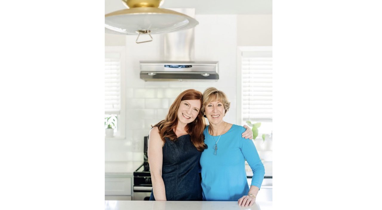 Book Lover's Luncheon Features Photographer's Mother-Daughter Story ...